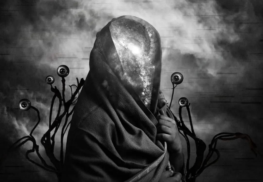 l Separatio *Personajul Misterios care ar Avea Puteri Egale cu Dumnezeu