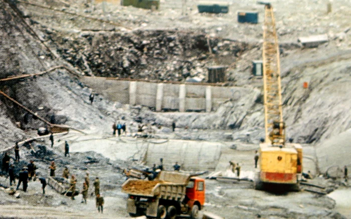 Secretele celui mai mare baraj construit pe râurile României. Ce se ...